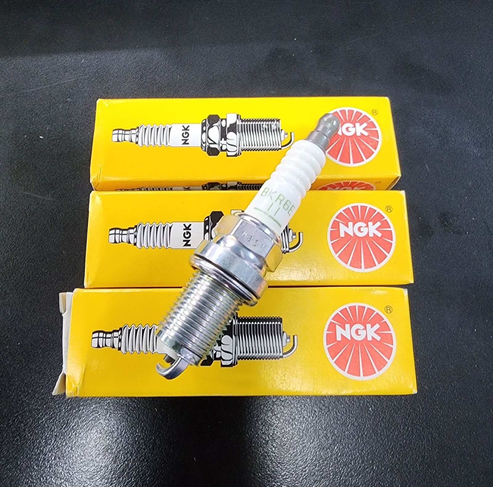 NGK 2756 BKR6E-11 Spark Plug - CLEARANCE
